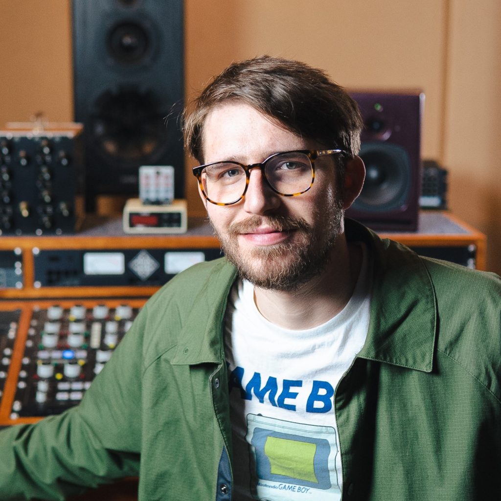 Felix Davis | Metropolis Studios